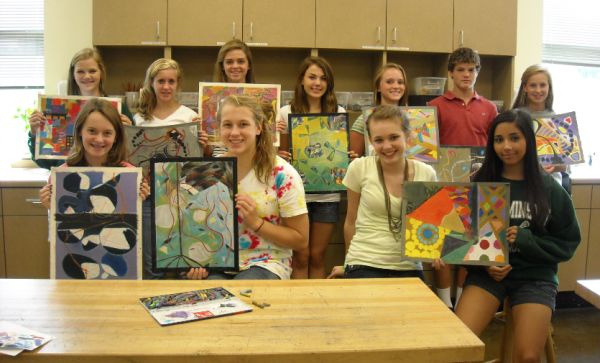 Top Scholarships for Art Students - 2022 HelpToStudy.com 2023