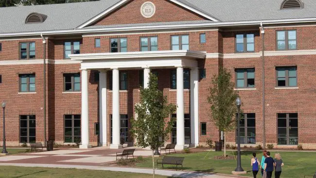 Best Colleges in South Carolina - 2022 HelpToStudy.com 2023